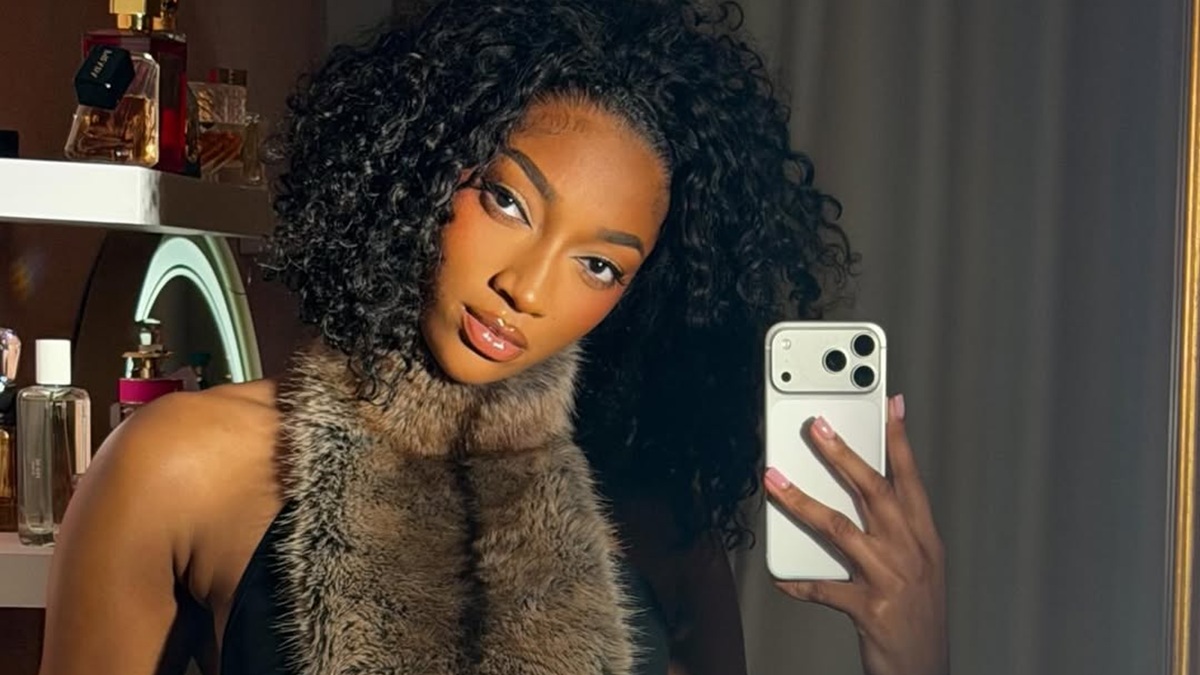 Angel Reese's Toned Abs Rule the Scene in Mirror Selfie - Mandatory