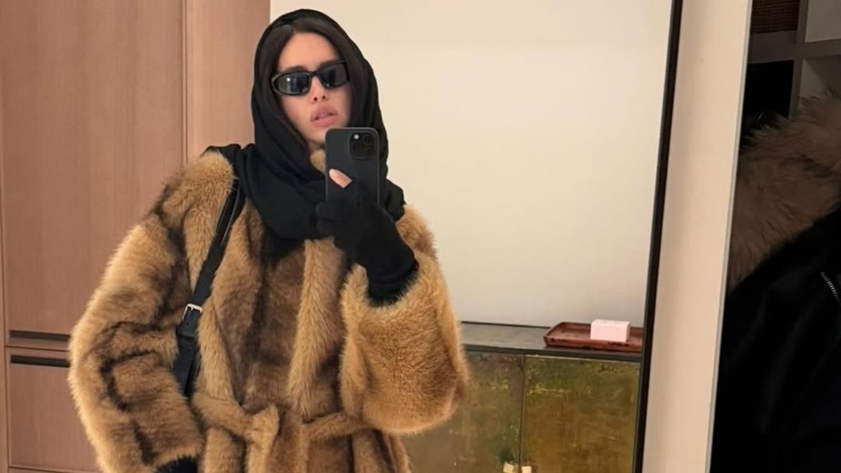 Irina Shayk's Sheer Boydsuit Has a Caged Look in V Magazine Photos ...