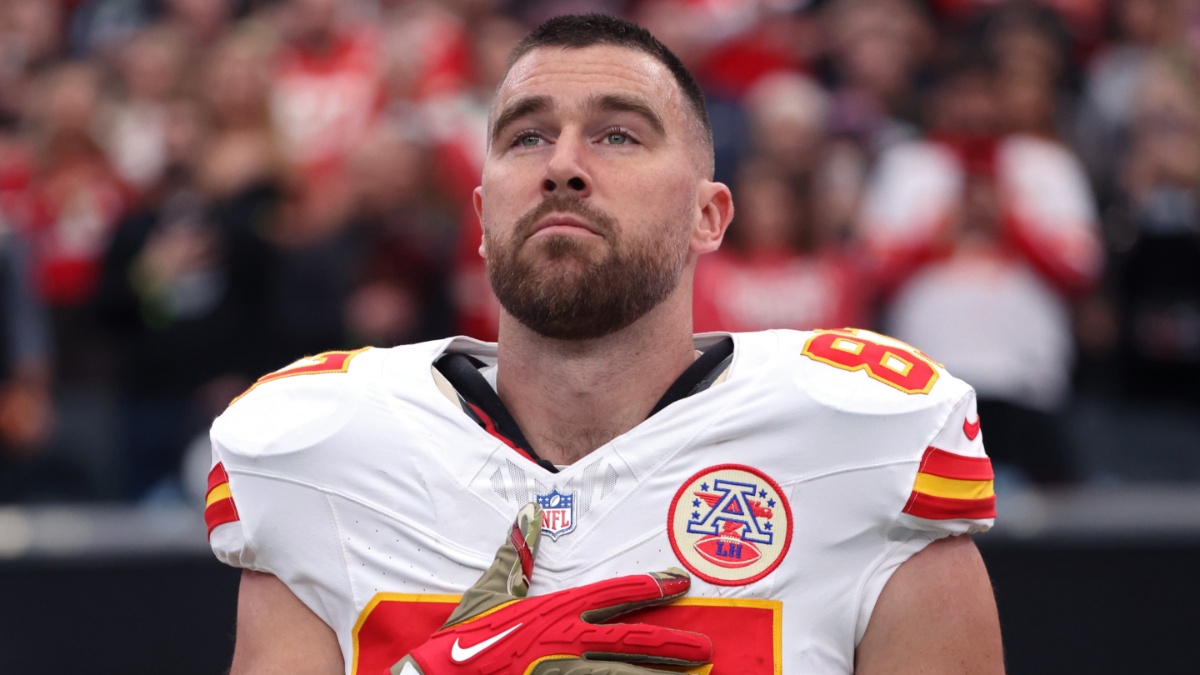 Travis Kelce Made NFL History In His Final Game of the Season - Mandatory