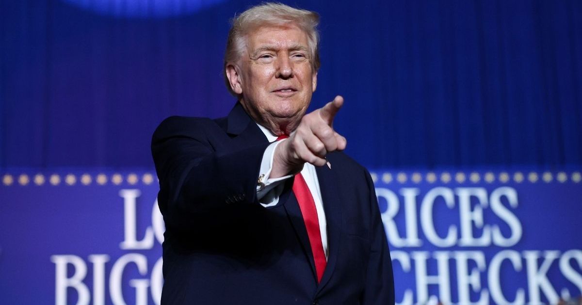 Donald Trump Says His Goal Is to Keep Housing Prices Up - Mandatory