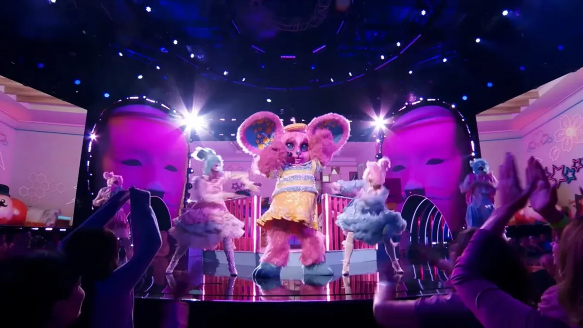 The Masked Singer Fear Night Reveals Who Is Le Who Who - Mandatory