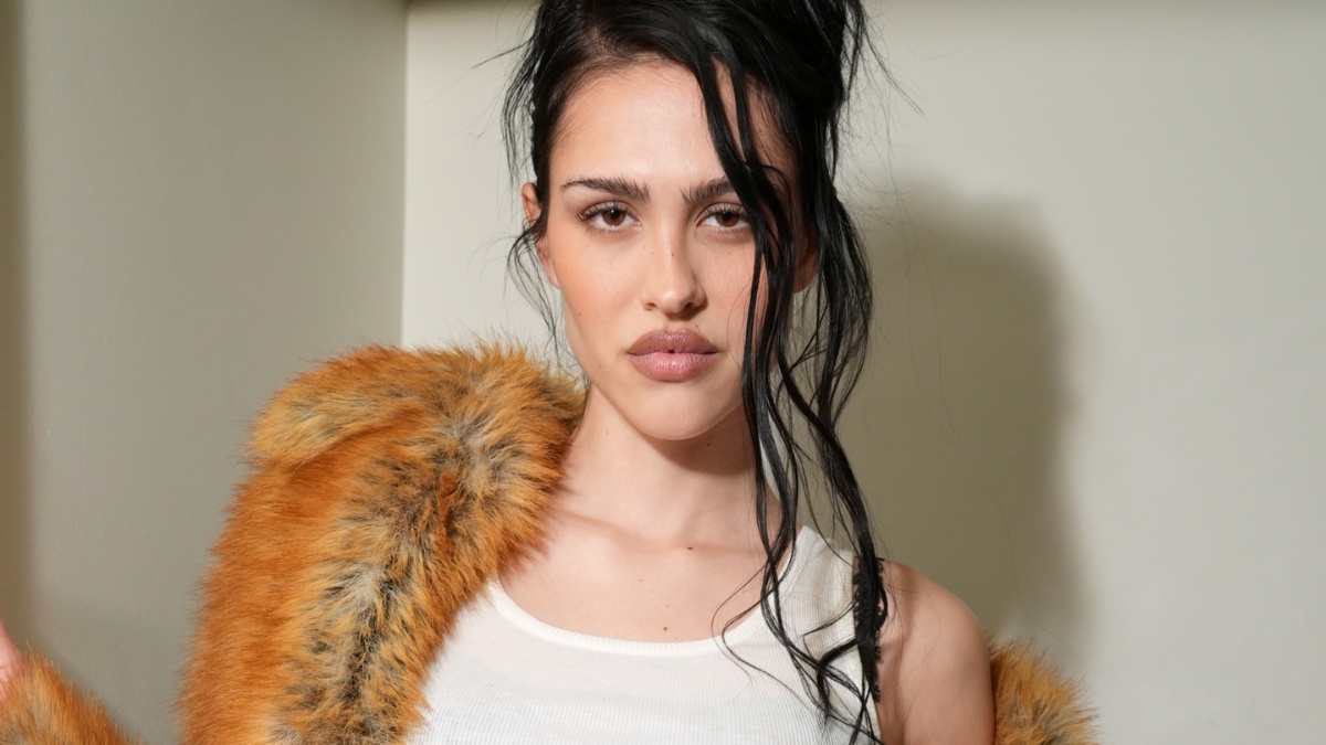 Amelia Gray Hamlin’s Mini Shorts Look Steals Attention During Latest ...