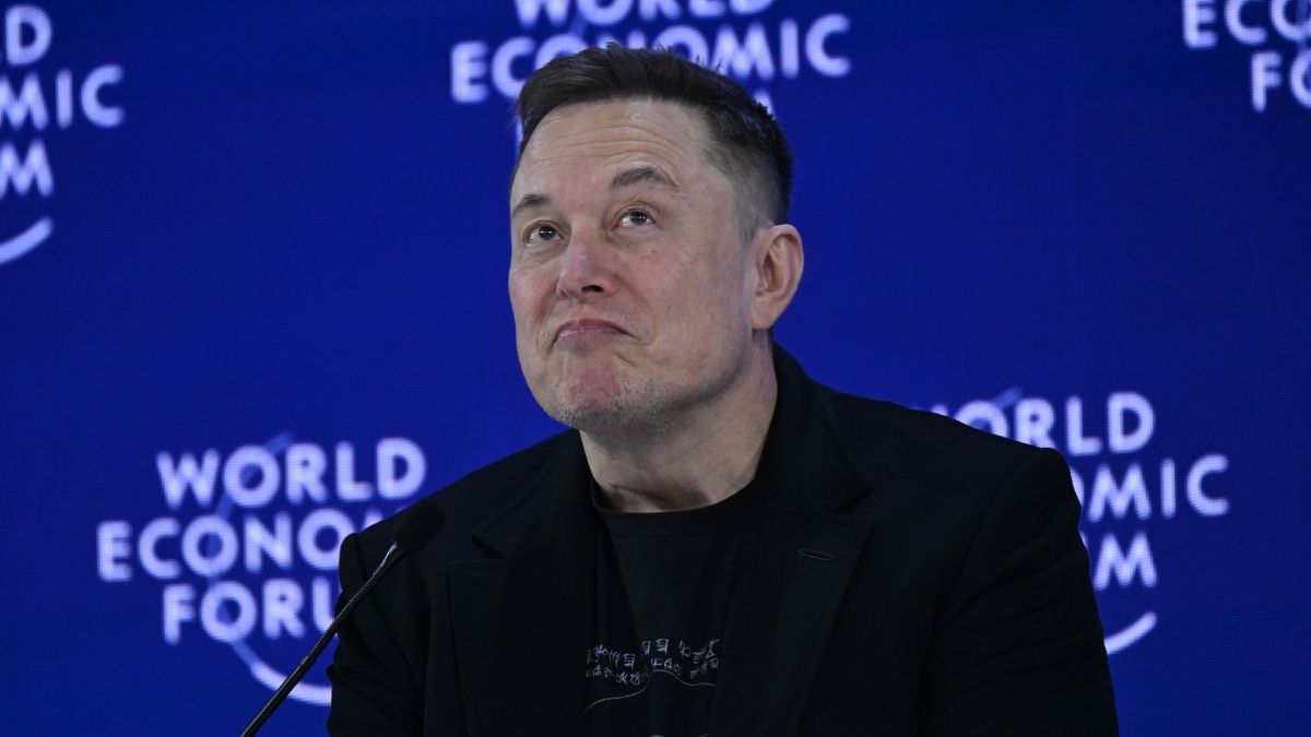 Elon Musk Plans to Make AI Factory on Moon - Mandatory