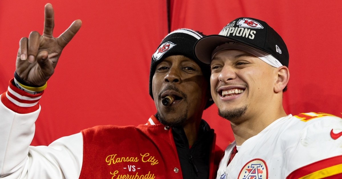 Patrick Mahomes' Dad Arrested Amid Alleged Probation Violation — Report ...