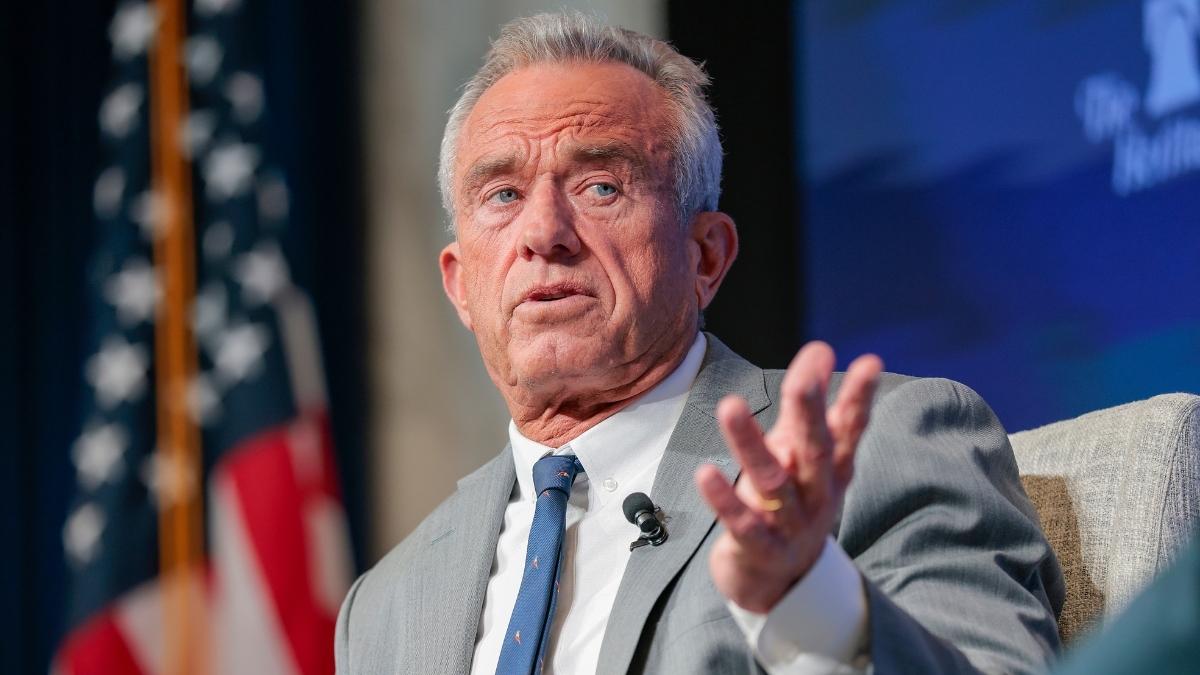 RFK Jr. Trolled for Wearing Jeans in Pool in Kid Rock Workout Video ...
