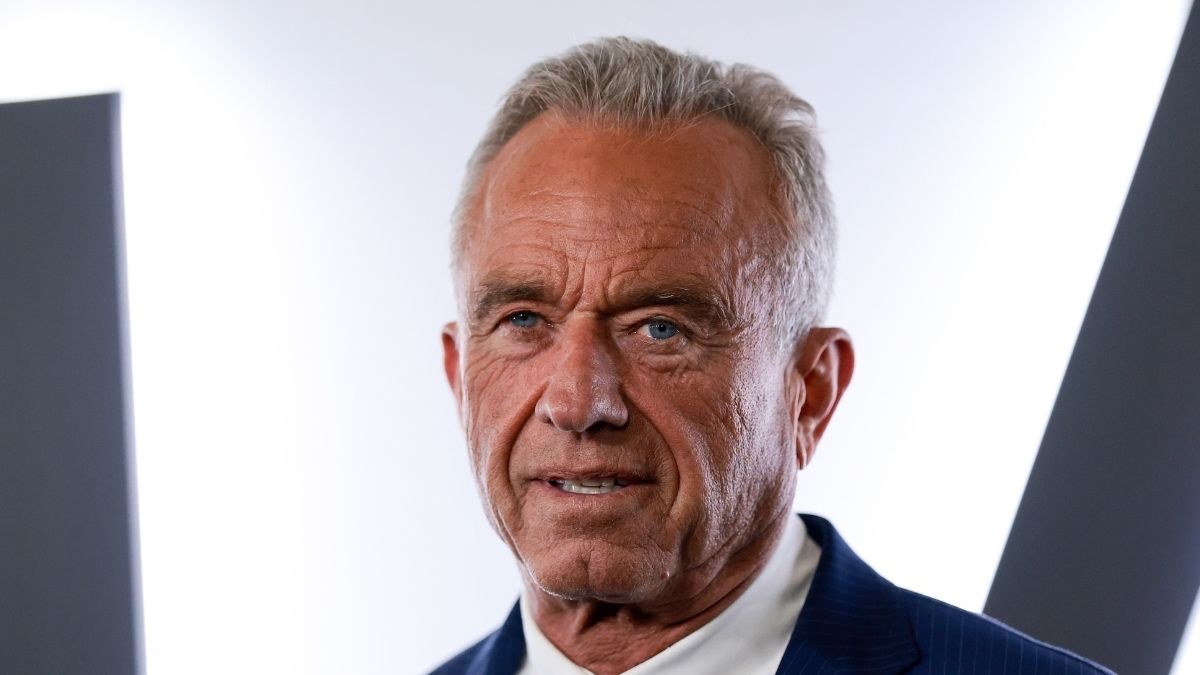 RFK Jr. Went ‘Dinosaur Bone Hunting’ with Jeffrey Epstein - Mandatory