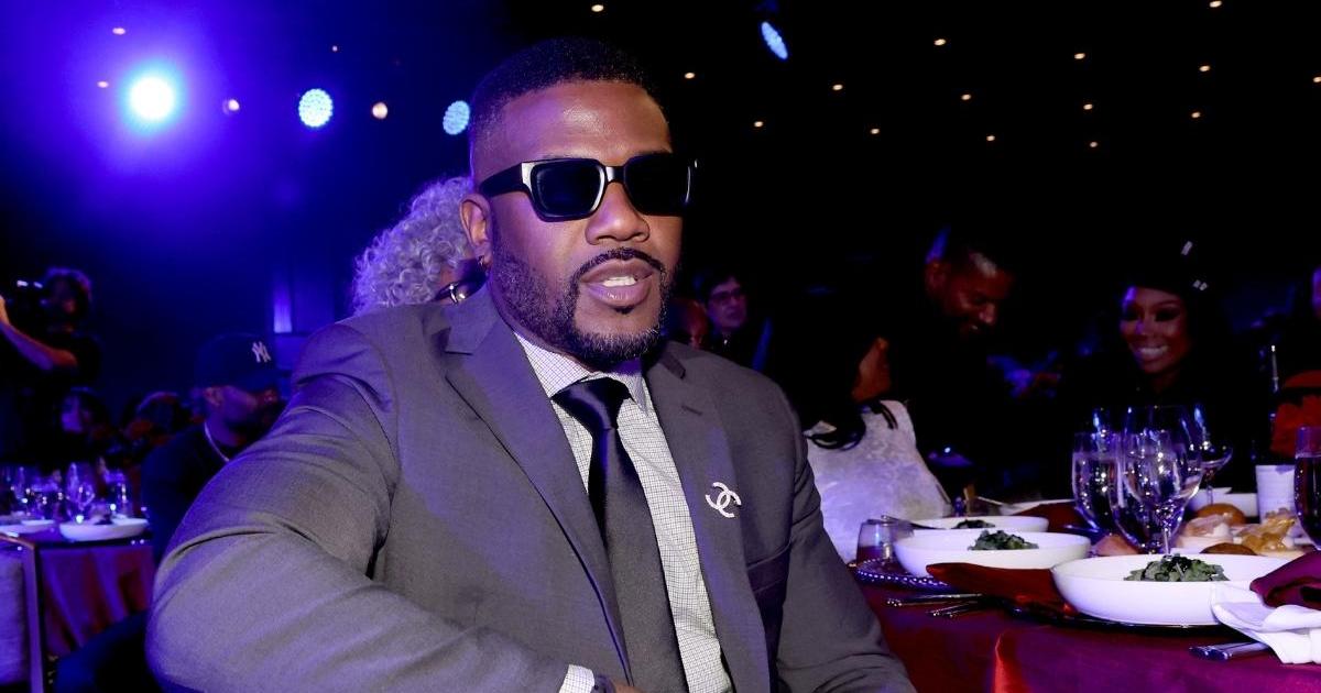 Ray J Sparks Concern After Performing With Apparent Blood From Eye ...