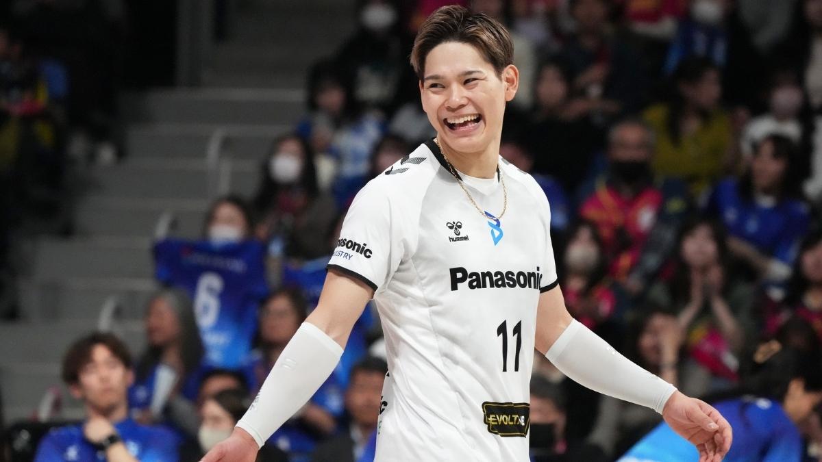 Japanese Volleyball Player Goes Viral for ‘Sliding’ Apology - Mandatory