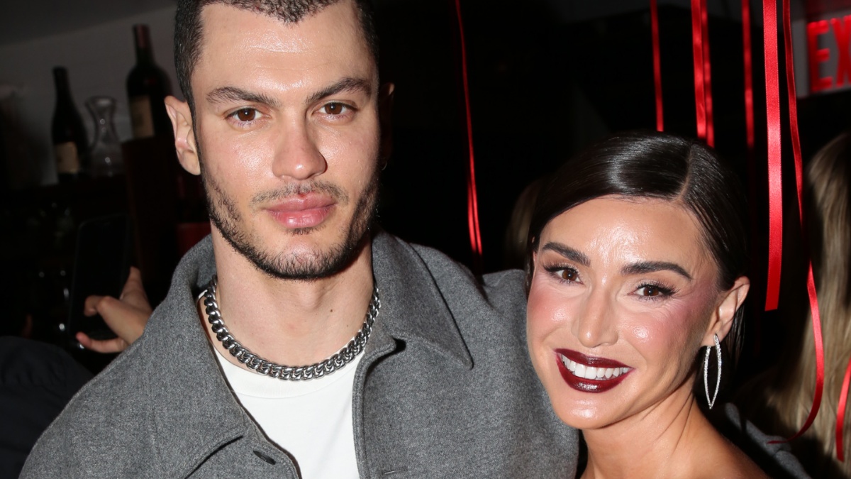Model Brandon Good Is Dating RHOSLC Star — Report - Mandatory