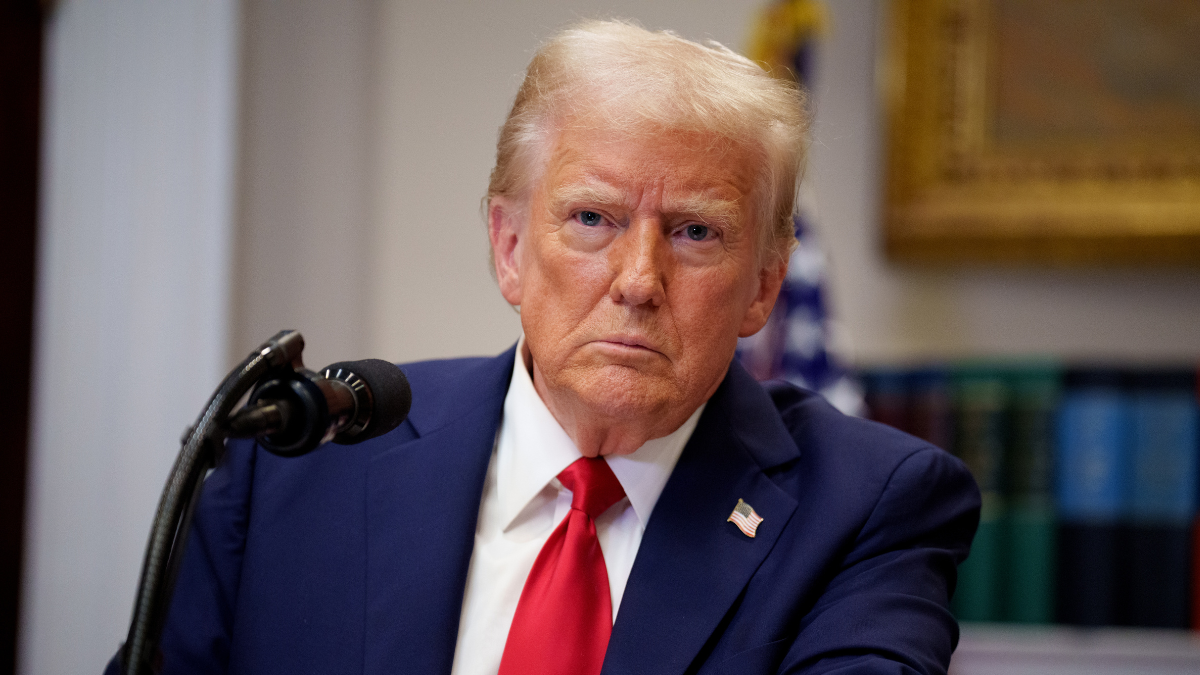 Donald Trump-Loving AI Model Fools 'MAGA' Men on Social Media - Mandatory