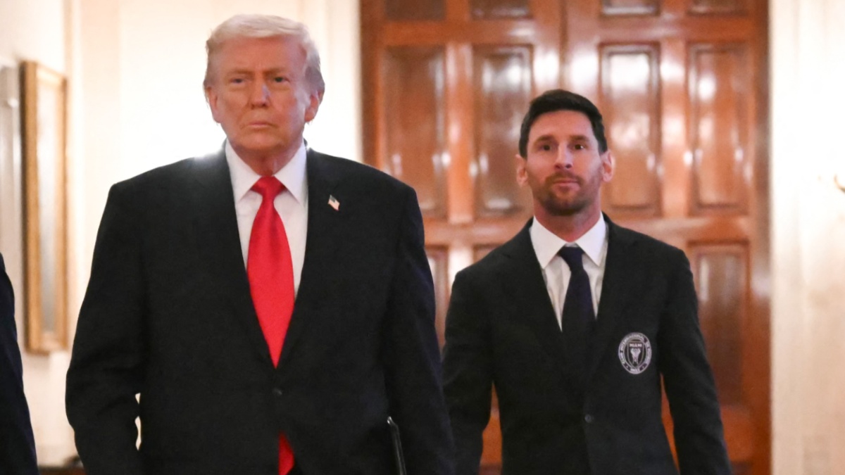 Donald Trump Meets Lionel Messi at White House & Fans Have Mixed ...