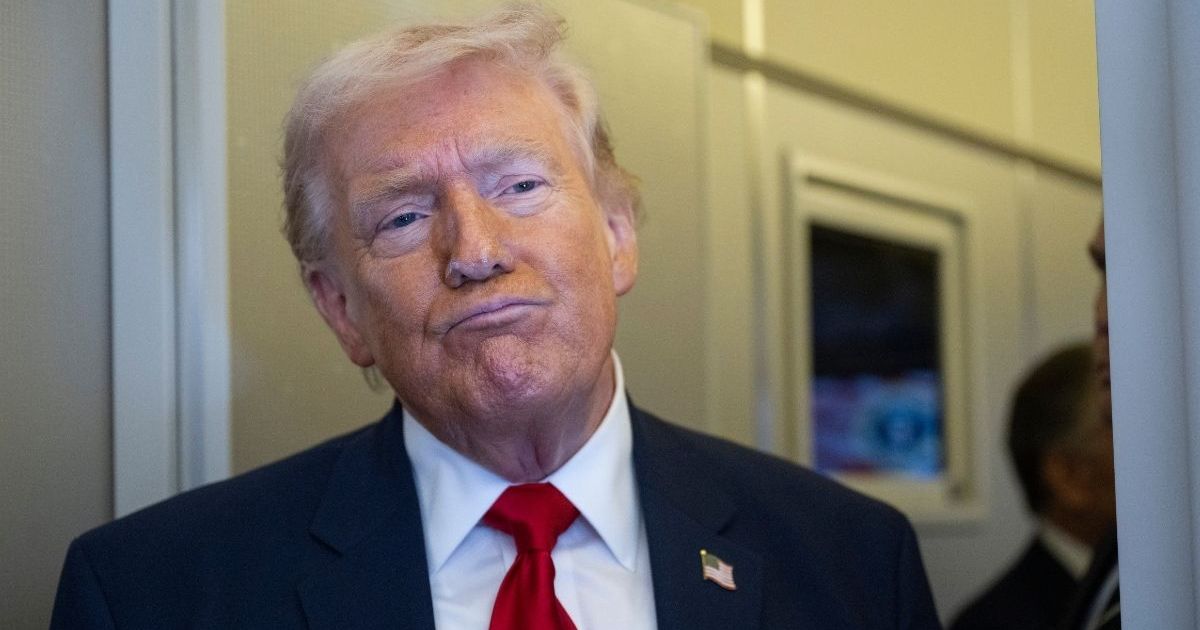 Donald Trump Says $300B Oil Refinery Will Be First New US Plant in ...