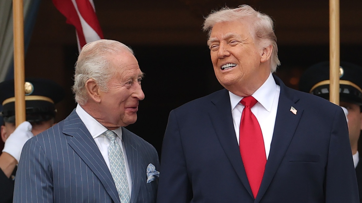 ‘Two Kings’: White House Posts Photo of Donald Trump & King Charles ...