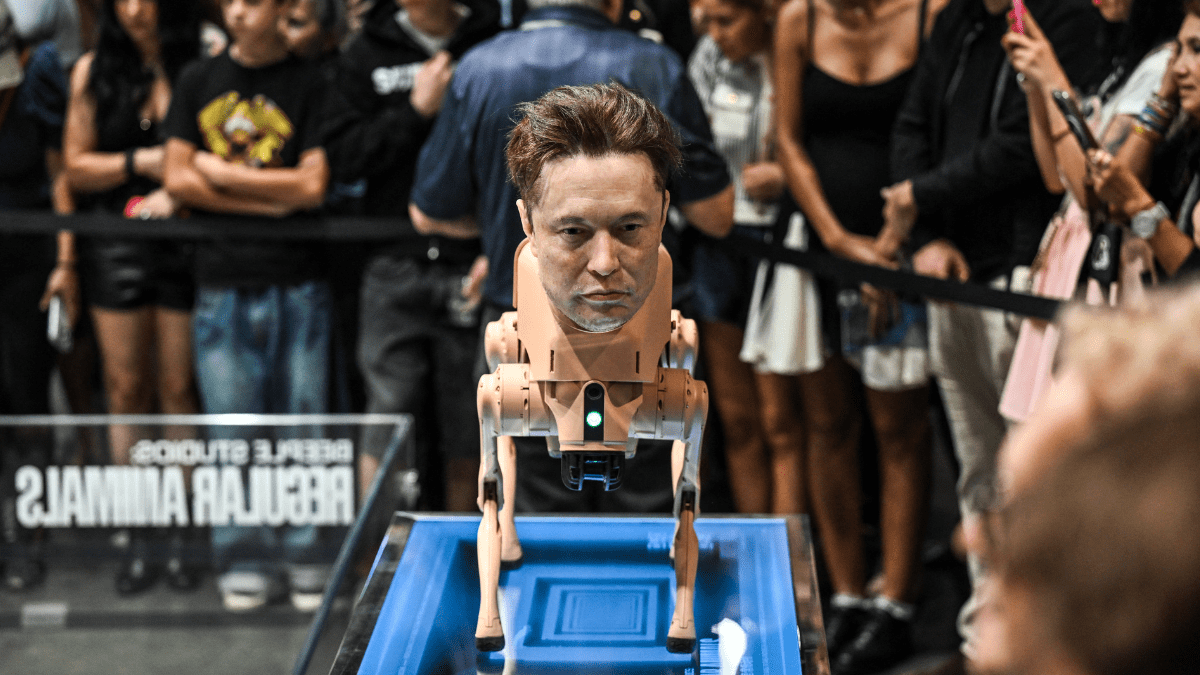 'Creepy' Elon Musk Robot Dog Spotted Roaming San Francisco Streets
