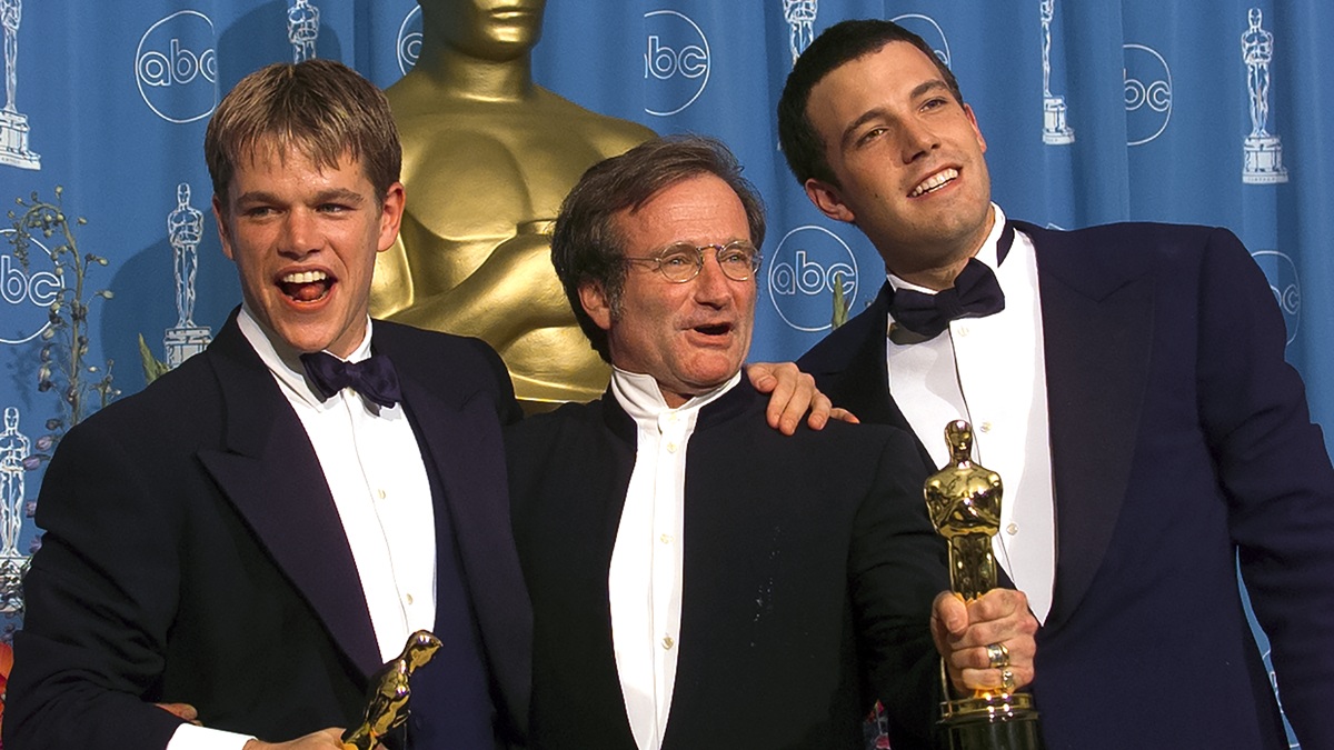 Matt Damon & Ben Affleck Remember Robin Williams During Award ...