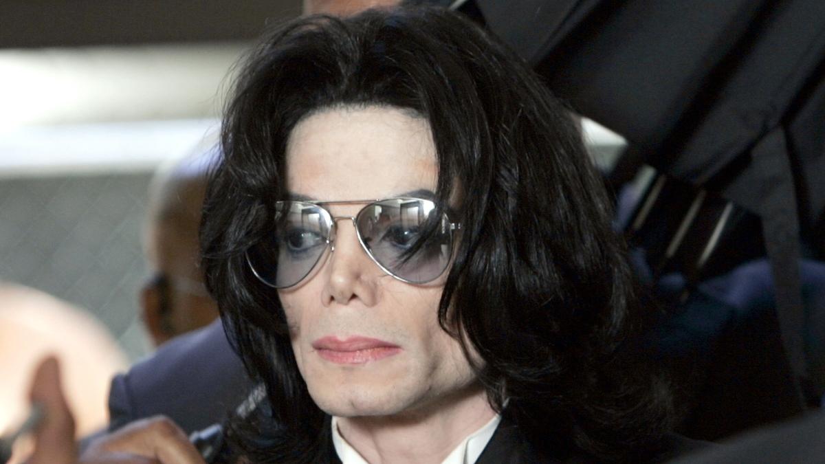 Michael Jackson Accused of Abuse & Grooming by ‘Second Family’ - Mandatory