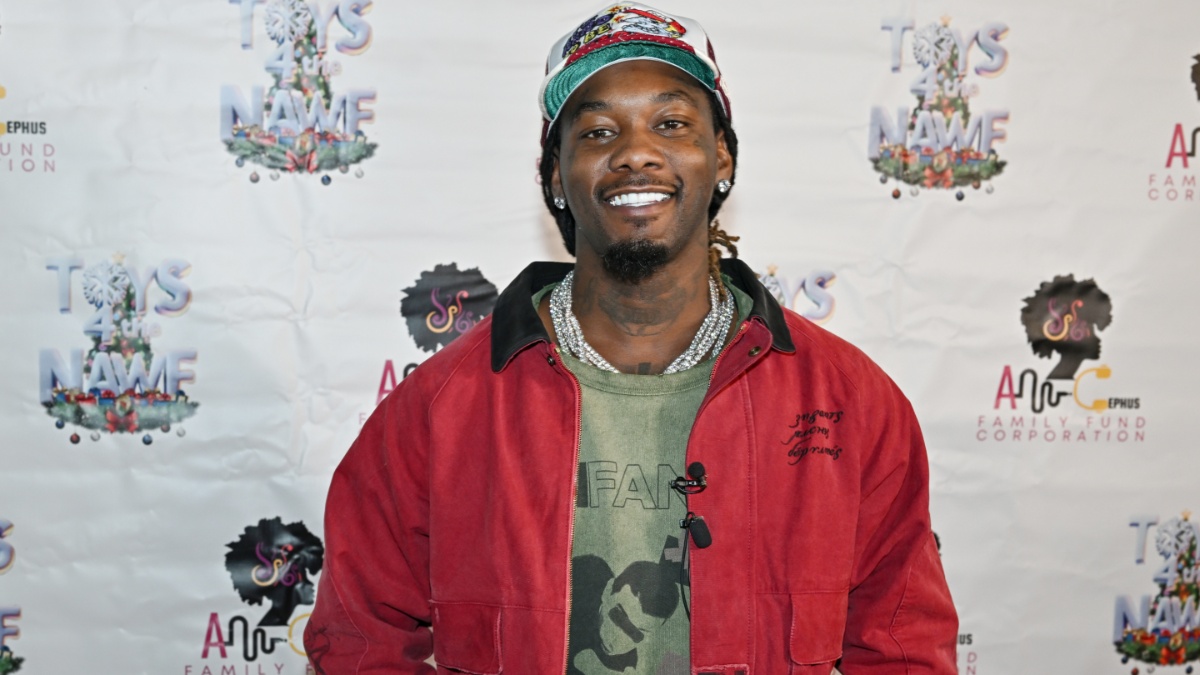 Rapper Offset Ditches Wheelchair for First Show Post-Shooting Incident ...