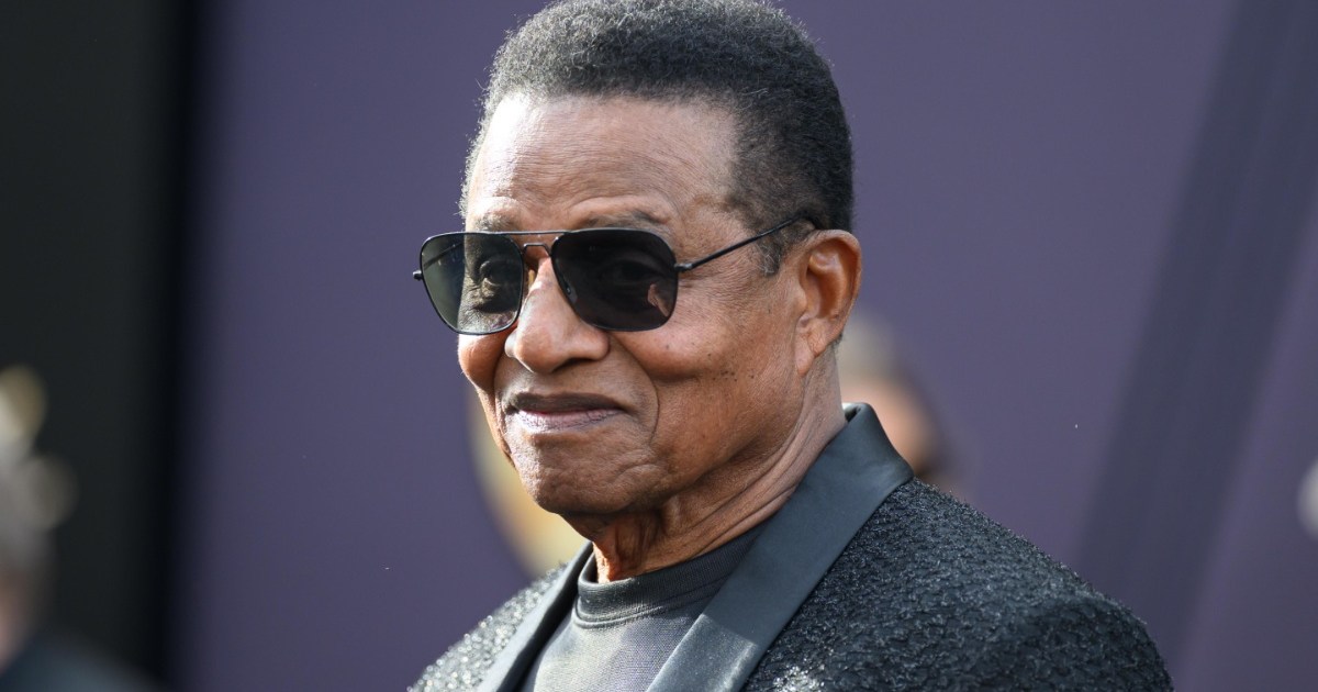 Jackie Jackson Addresses Claims That Dad Joe 'Forced' the Siblings Into ...