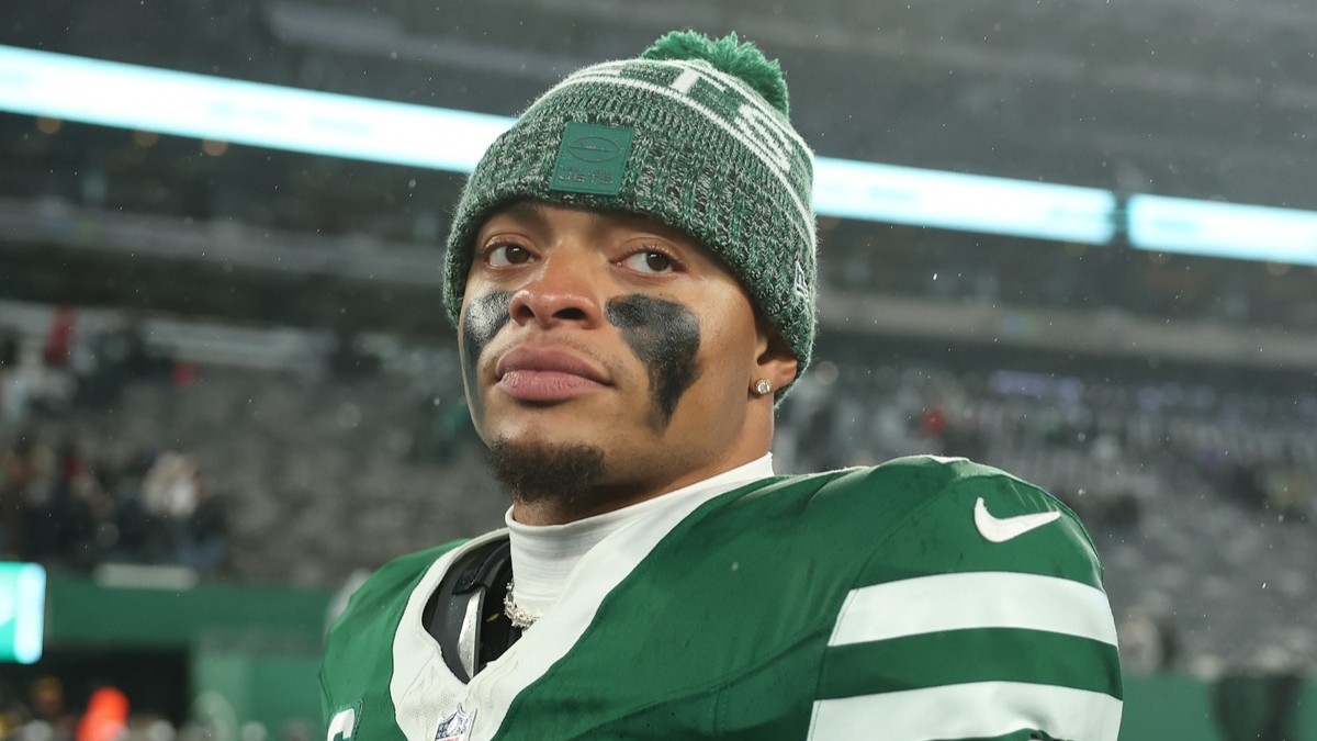 QB Justin Fields on Why He Joined the Chiefs - Mandatory