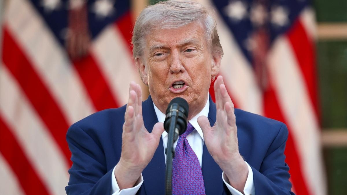 Donald Trump Posts AI Image of Attacking Iranian Boats - Mandatory
