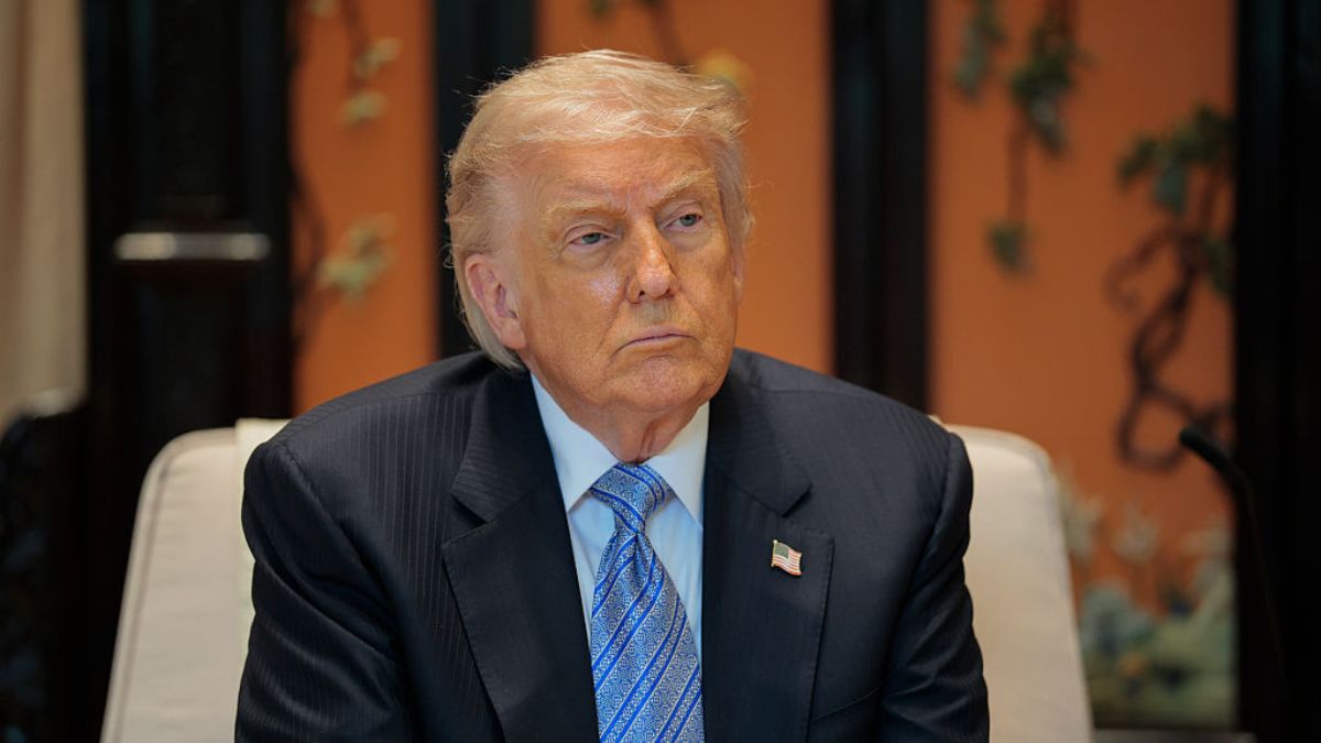 Majority of Americans Think Donald Trump is Using His Office for ...