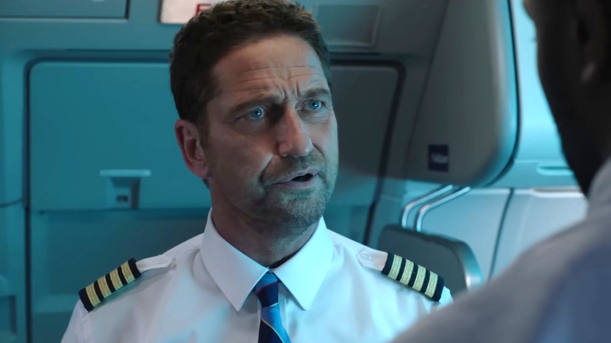 Gerard Butler Is a Skilled Pilot in Gritty Action Movie Coming To Prime ...