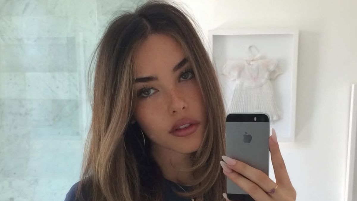 Madison Beer’s Leg-Baring Mini at Concert Has Fans Catching Their ...