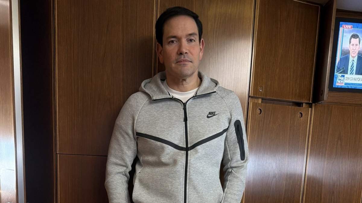 Marco Rubio Ignites Memes After Wearing Nike 'Venezuela' Tracksuit ...