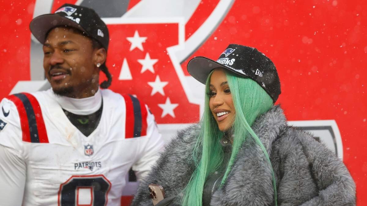 Cardi B Talks ‘Cussing Out’ Stefon Diggs After Argument Video Goes ...
