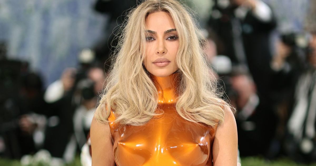 Kim Kardashian Is Putting Her Lawyer Dreams on the Backburner, Per ...