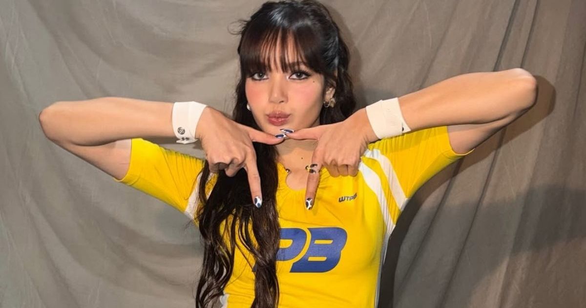 BLACKPINK’s Lisa Leaves Fans Sweating in Latex Shorts That Look More ...