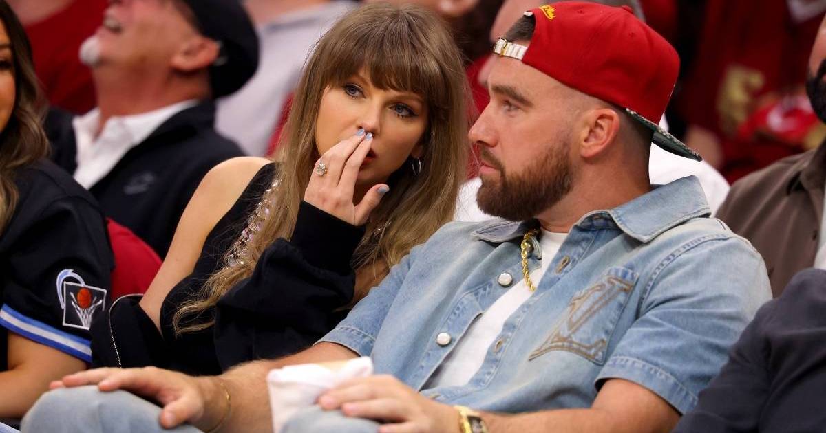 Taylor Swift Helps Travis Kelce Make a Young Fan’s Day at NBA Game ...