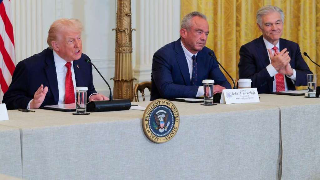 RFK Jr.'s Allies Worried He's Being 'Marginalized' By Donald Trump ...