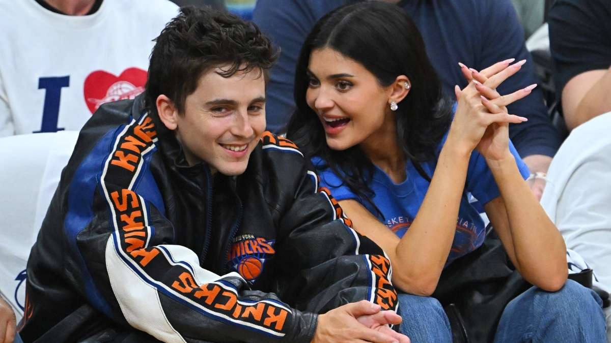 Kylie Jenner & Timothee Chalamet’s Knicks Game Moment Has Fans Hyped up ...