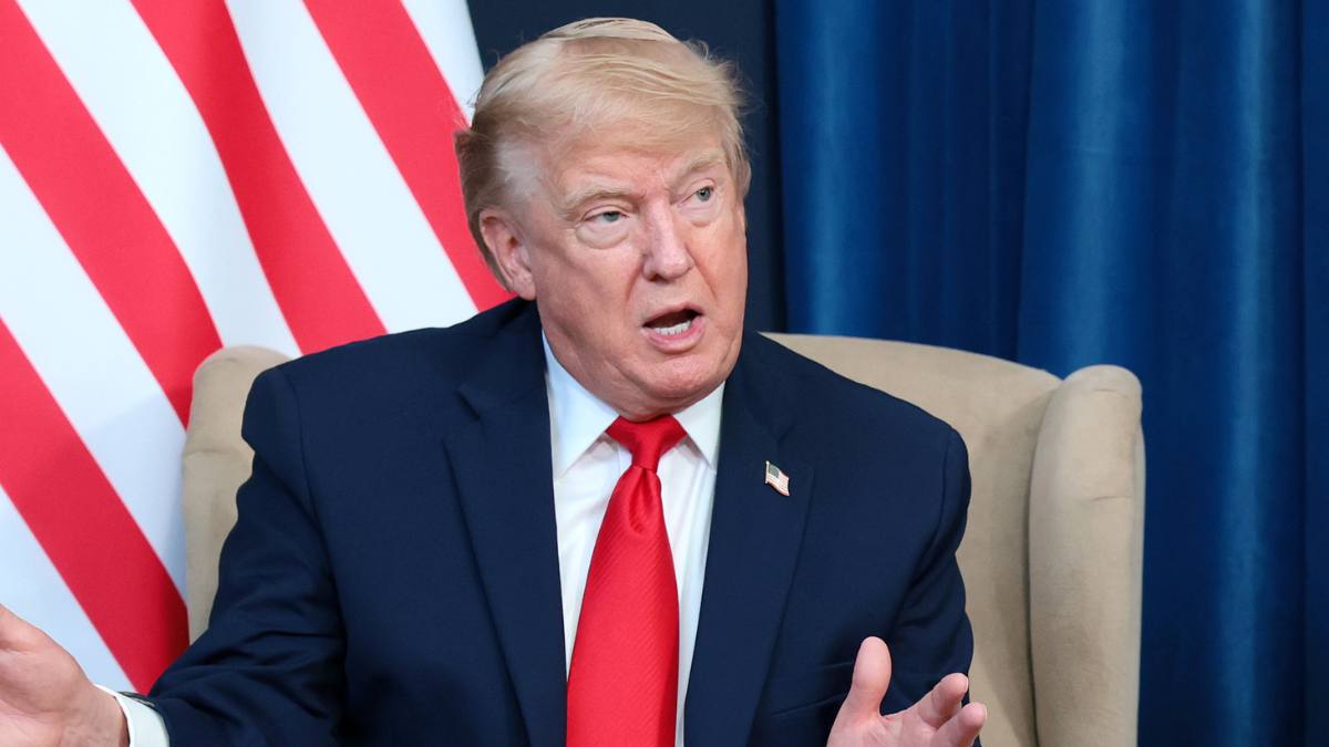 Donald Trump’s ‘Handsome Guy’ Comment for Reporter Goes Viral - Mandatory