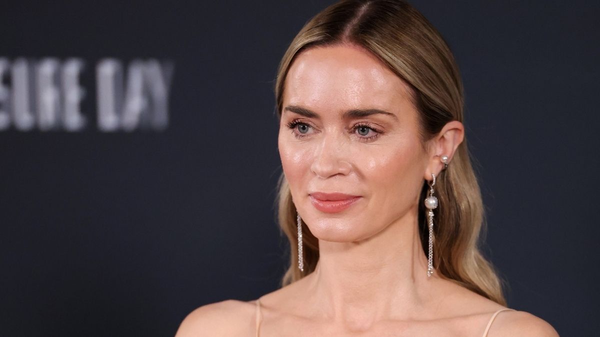 Emily Blunt’s Dress Barely Holds On With Just Two Thin Straps for ...