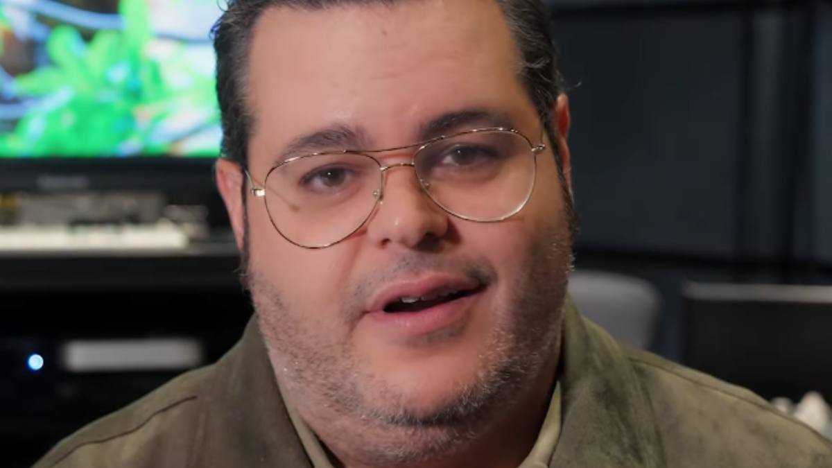 Josh Gad’s 2 Most Heartfelt Movies Are Arriving on Netflix - Mandatory