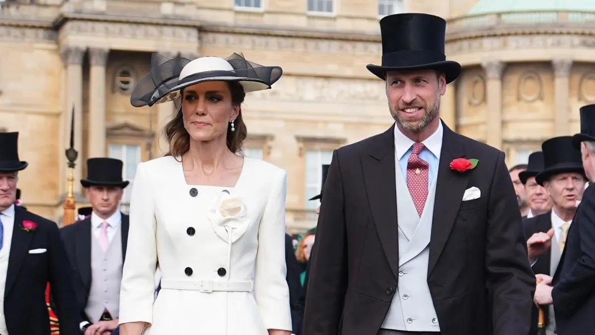 Kate Middleton & Prince William’s Actions at Wedding Raised Eyebrows ...