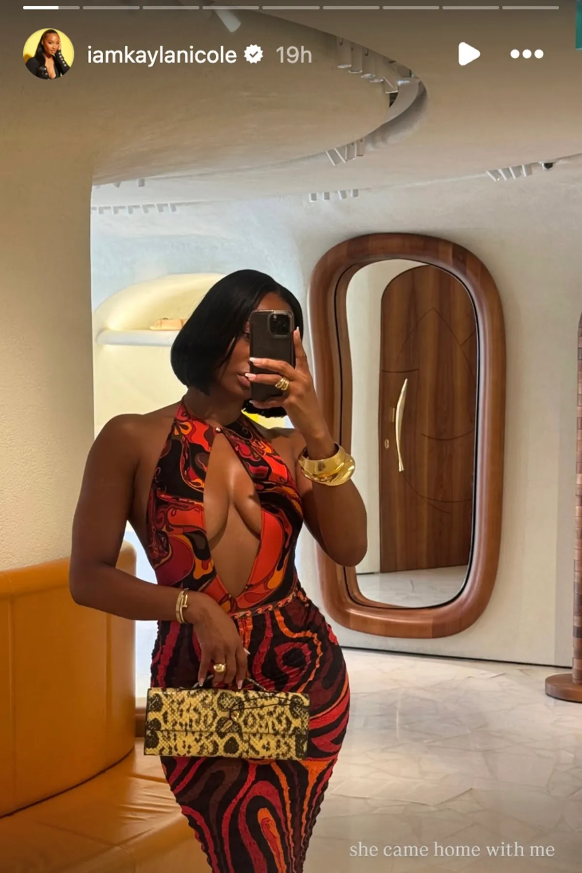 Travis Kelce’s Ex’s Daring Dress Gets Even Bolder Once You See the ...