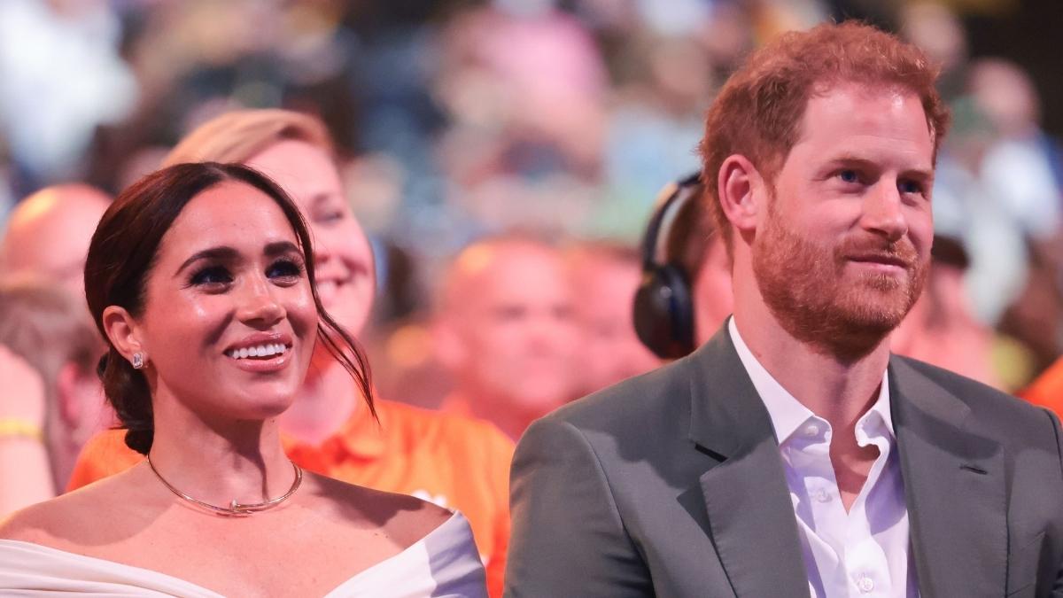 Meghan Markle’s 'Needy' Gesture Towards Prince Harry Decoded by Expert ...