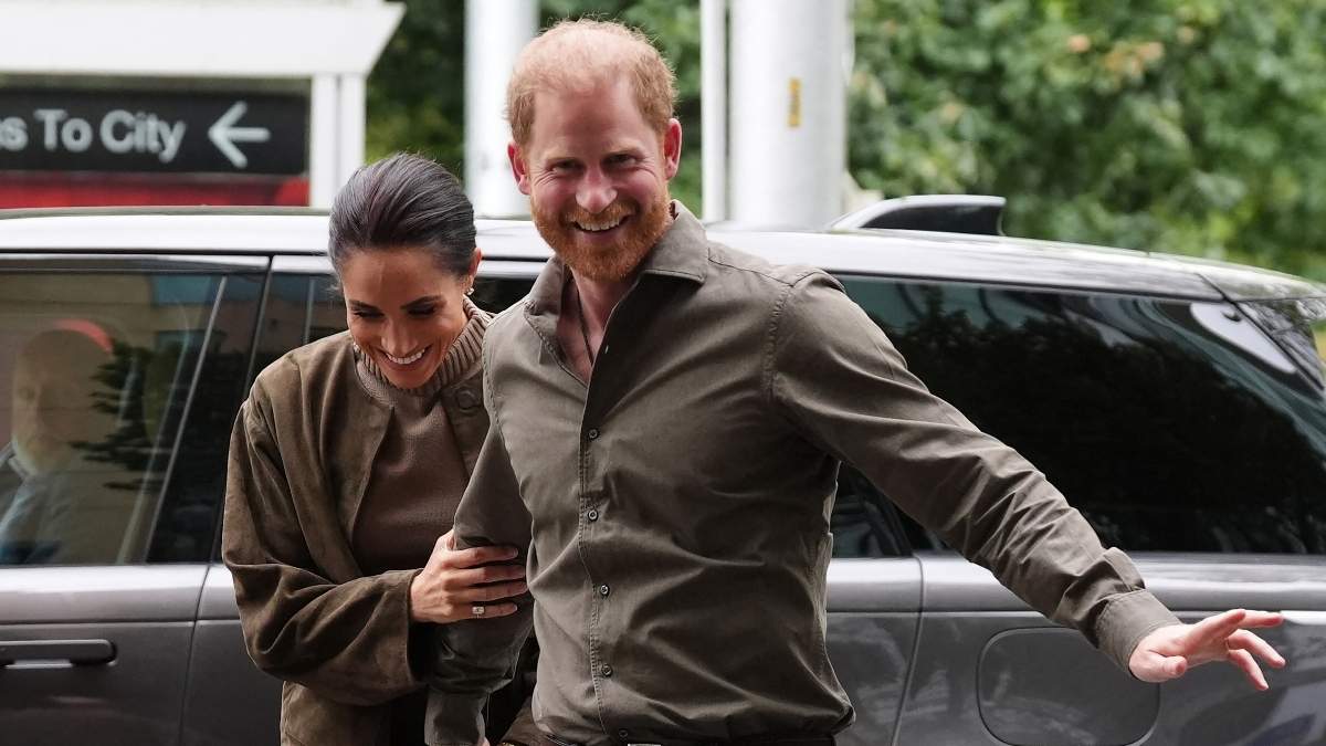 Meghan Markle Shares Rare Snap of Prince Harry With Kids on Father’s ...
