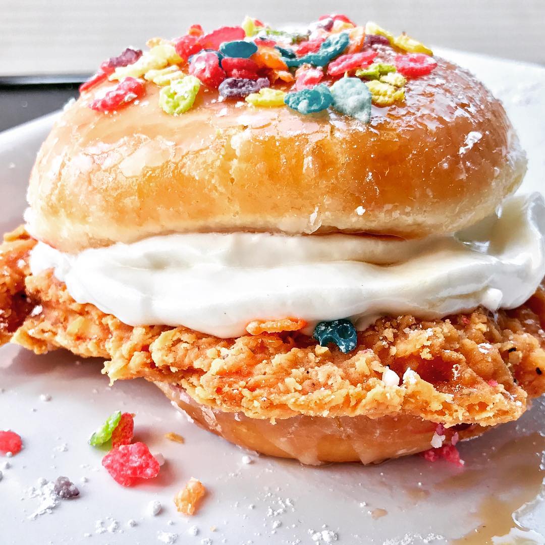 16 Freaky Fair Foods to Eat This Summer - Mandatory