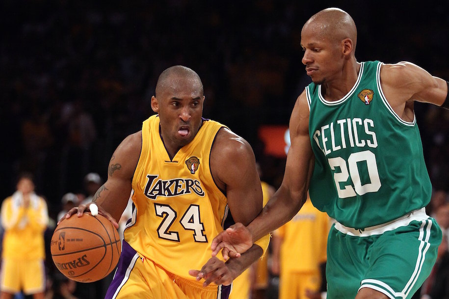30 Most Iconic Pictures Of Kobe Bryant - Mandatory
