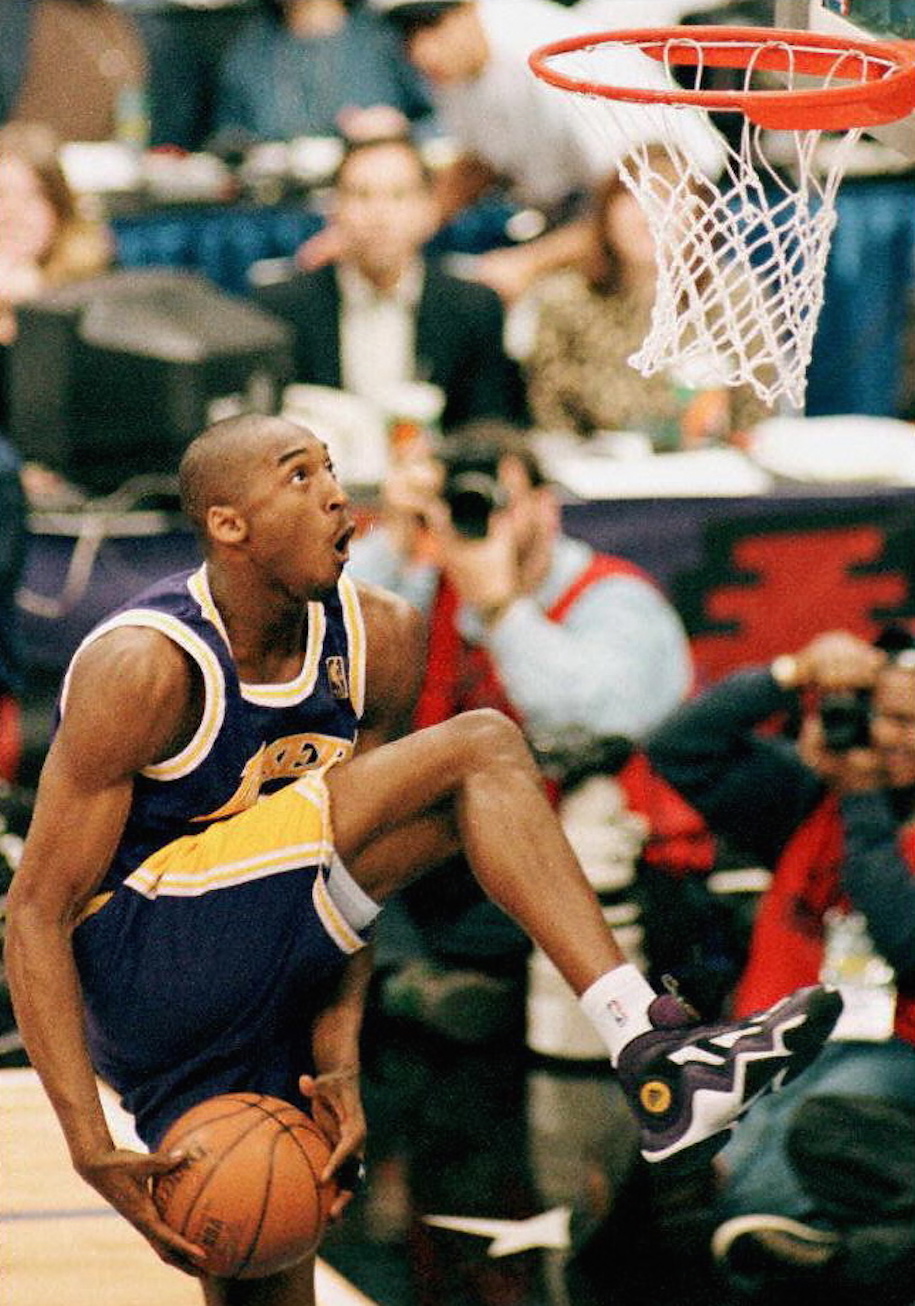 30 Most Iconic Pictures Of Kobe Bryant - Mandatory