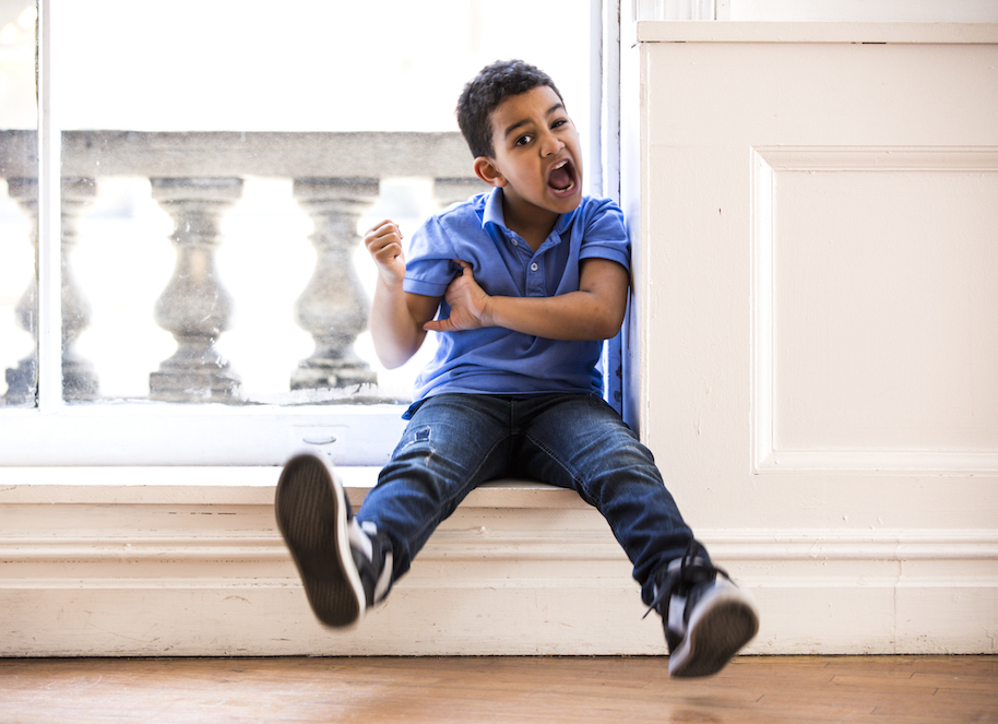 10 People Arrested For Farting - Mandatory